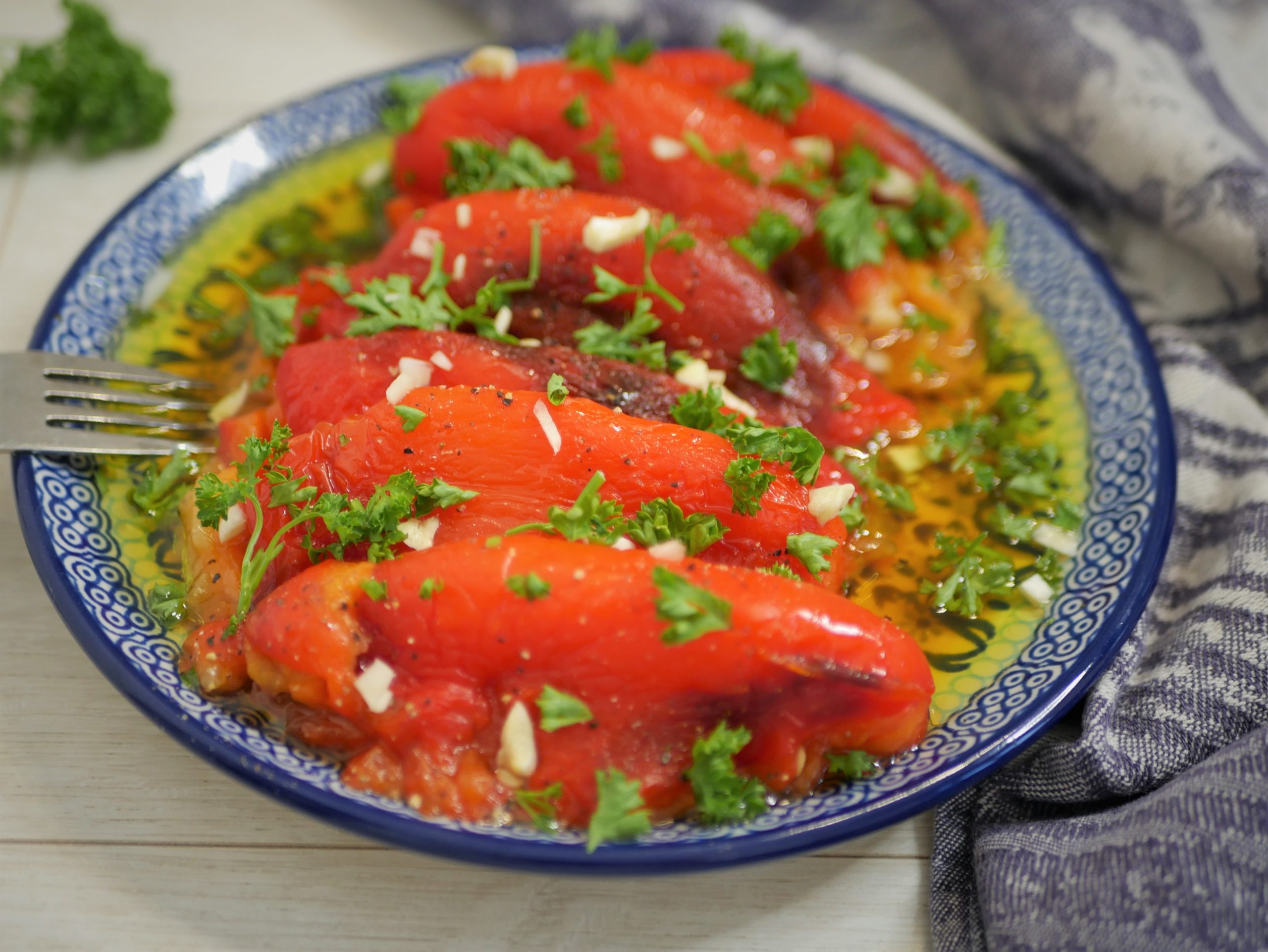 PIPERIES PSITES: Salade de poivrons grillés - CUISINE A LA GRECQUE