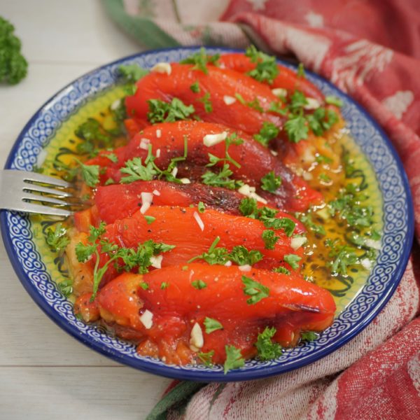 PIPERIES PSITES: Salade de poivrons grillés - CUISINE A LA GRECQUE